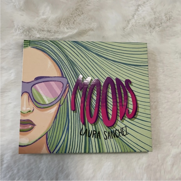 Laura Sanchez | Makeup | Moods Laura Sanchez Eye Palette Eye Shadows ...